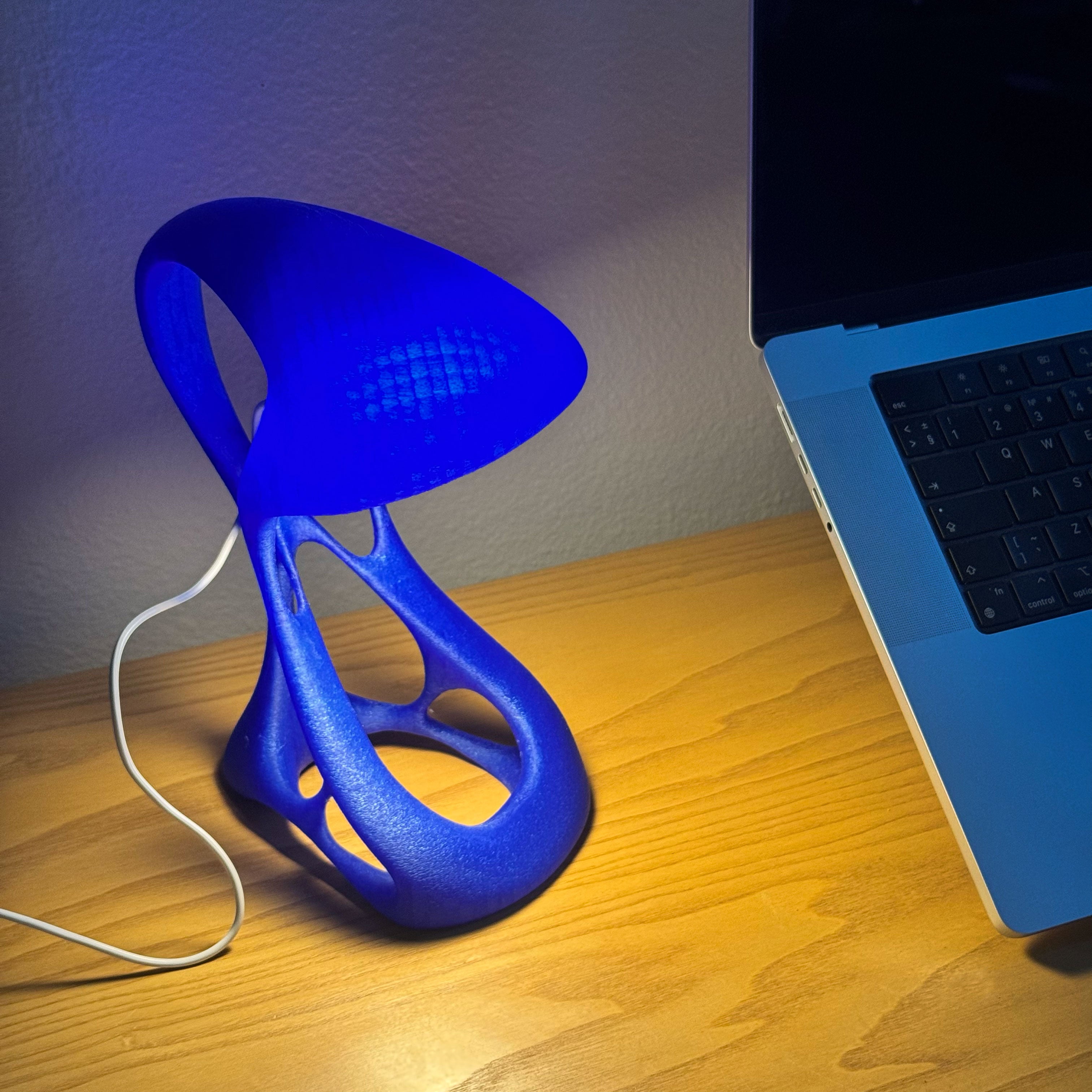 ALIEN Desk Lamp – The Not Empty Box